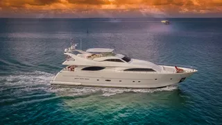 Ferretti Motor Yacht Paradise Sold